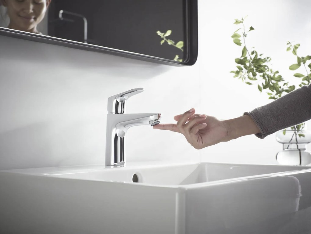 Hansgrohe Focus, páková umyvadlová baterie 100 CoolStart, bez odtokové soupravy, chromová, 31509000