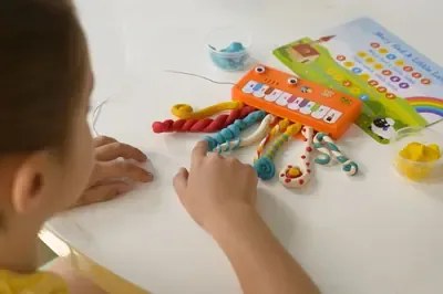 4M Piáno z modelíny / od 4 let