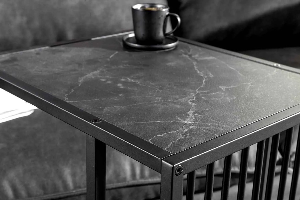 Designový odkládací stolek Haines 43 cm vzor mramor
