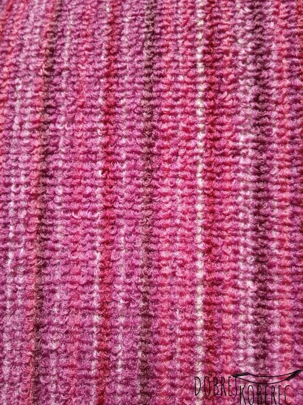 ASSOCIATED Běhounový fialový koberec CARNABY 19 - Šířka role: 67 cm