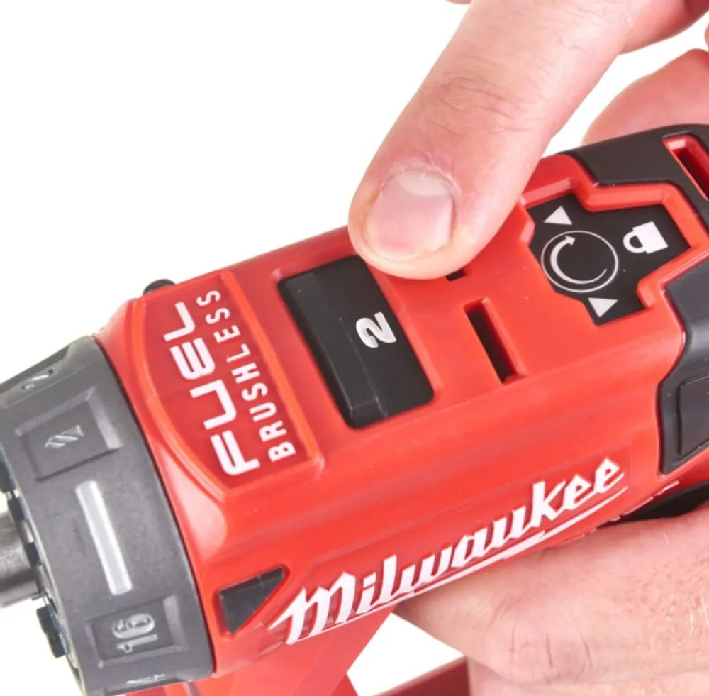 Aku vrtací šroubovák Milwaukee M12 FDDXKIT-202X 4933464979