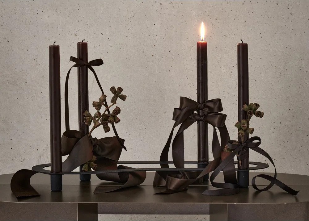 Kovový adventní svícen Aro – Blomus