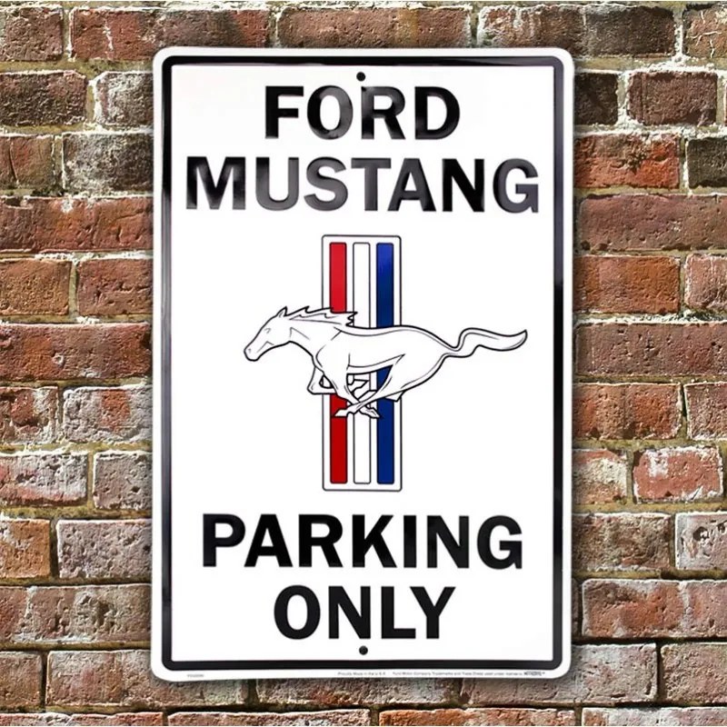 Plechová cedule Ford Mustang Parking 30 cm x 40 cm