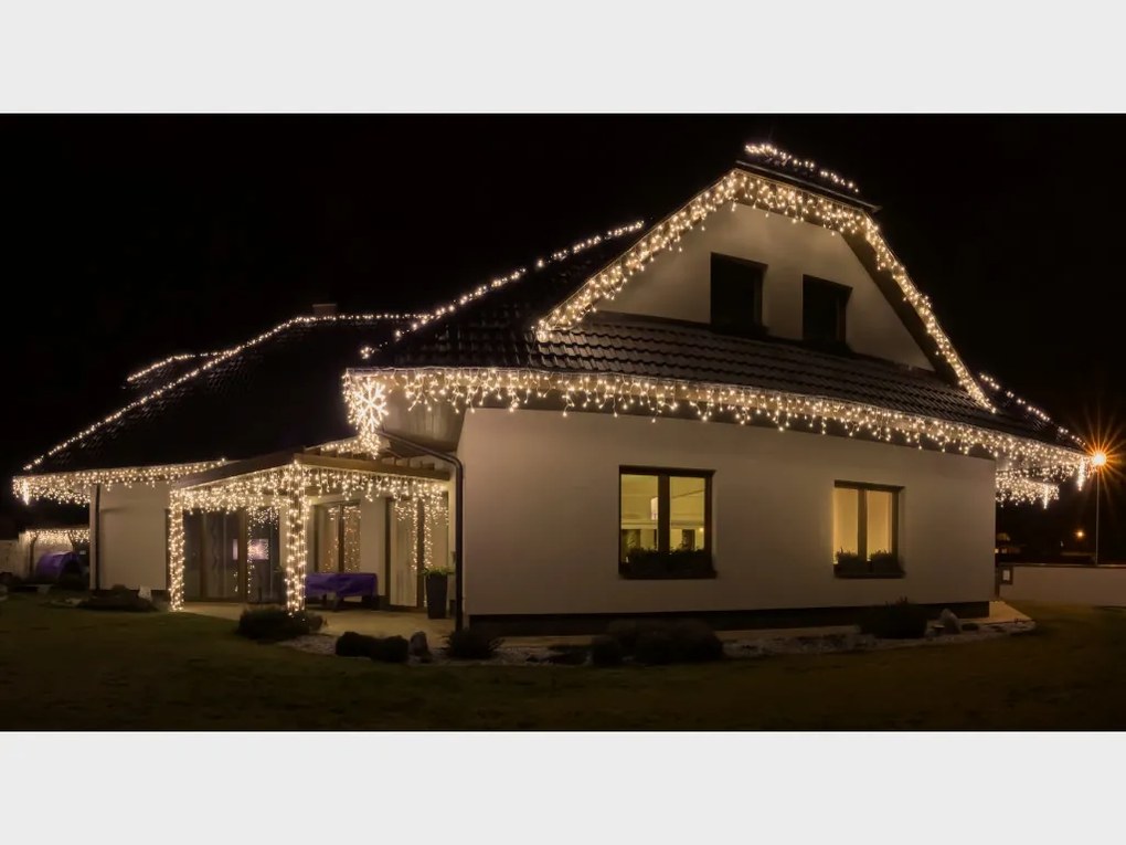 Venkovní LED vánoční závěs - teplá bílá, se záblesky, propojovatelné, různé délky na výběr Délka světelné části + délka přívodního kabelu a počet LED…