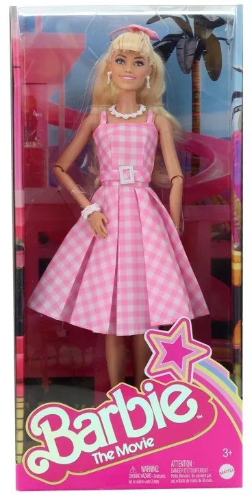 Barbie v ikonickém filmovém outfitu HPJ96