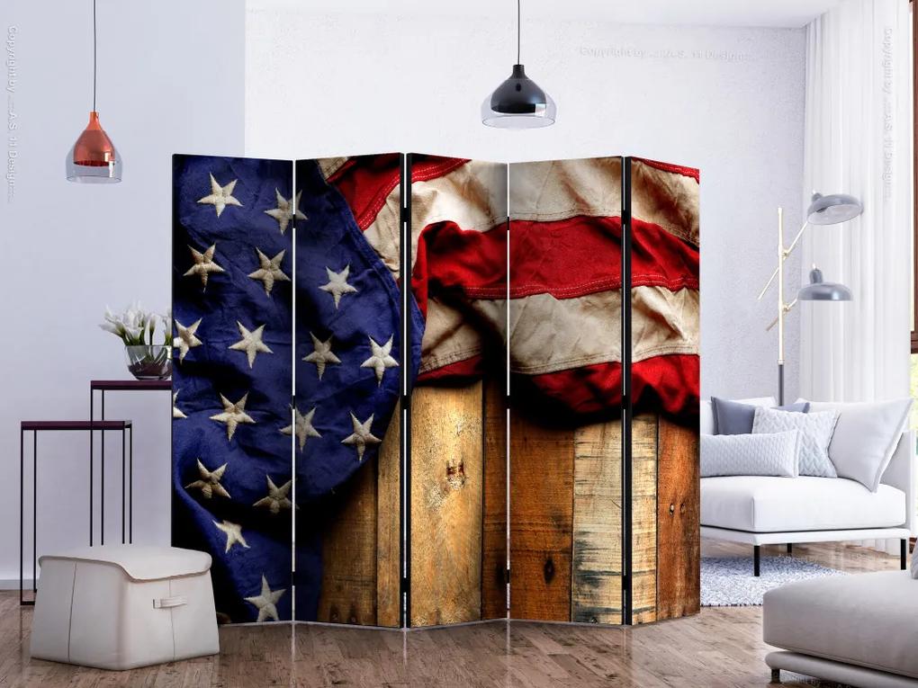 Pokojová zástěna Americký styl II (5-dílný) - vlajka USA na pozadí hnědého dřeva