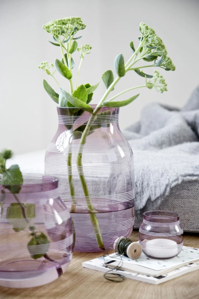 KÄHLER Skleněná váza Omaggio Plum 17 cm, růžová barva, fialová barva, sklo