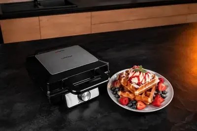 Concept VF3060 černá / Vaflovač / 1400 W / 2 vafle / obdélníkové