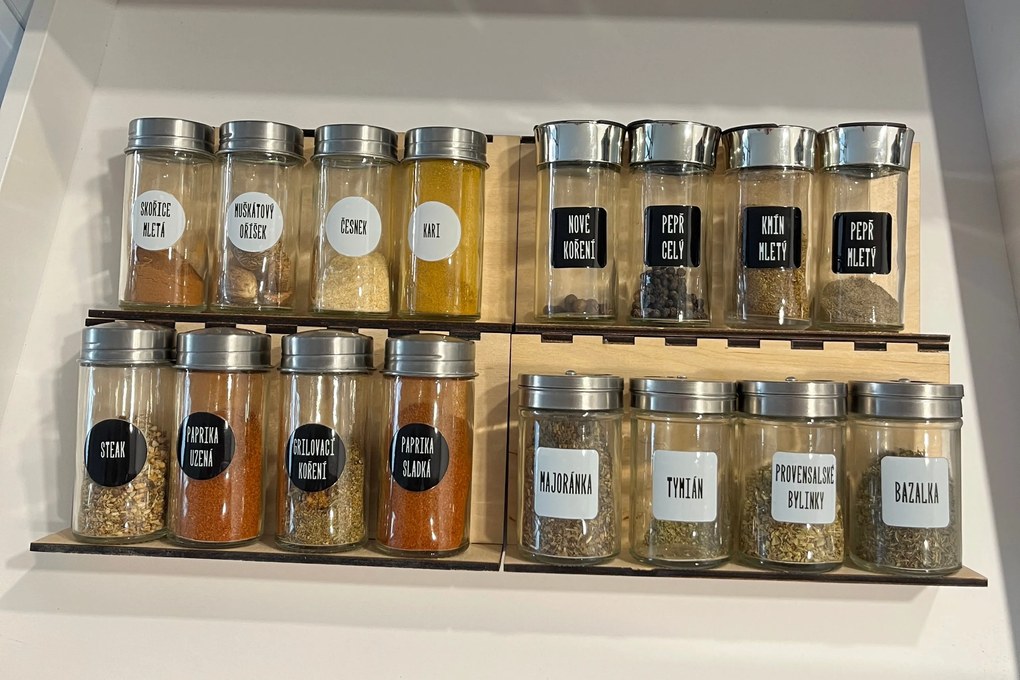 Sada 24ks hranatých kořenek s bambusovým víčkem(24 x 100 ml) - VILDE