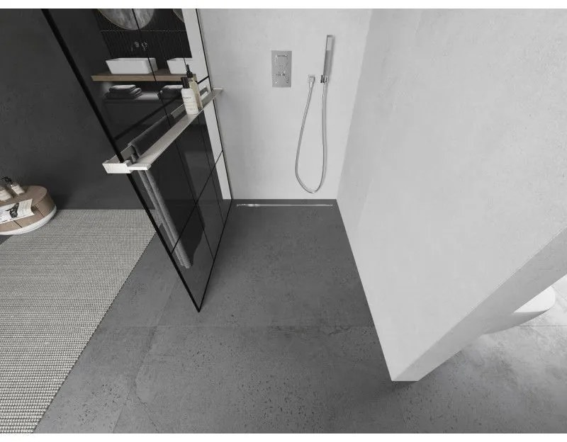 Mexen Kioto+ L, sprchová zástěna Walk-In s poličkou a věšákem 120 x 200 cm, 8mm čiré sklo černý vzor, broušená ocel profil, 800-120-123-97-77