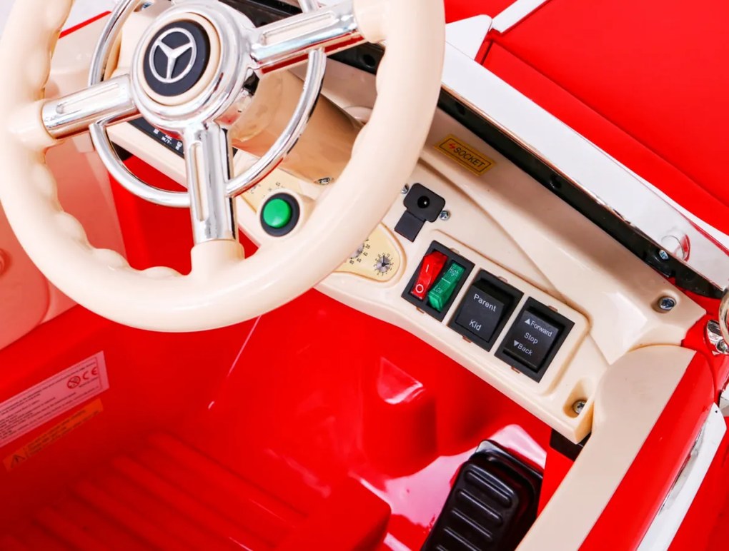HračkyZaDobréKačky Elektrické autíčko Mercedes Benz Retro 540K 4x4 červené