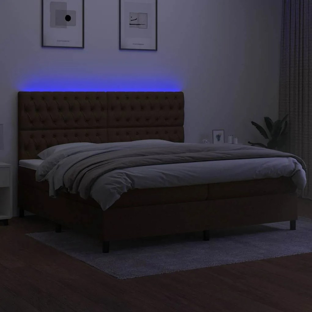 Box spring postel s matrací a LED tmavě hnědá 200x200 cm textil 3135144