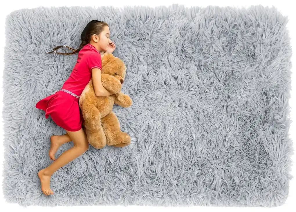 Plyšový dětský koberec MAX STŘÍBRNÝ | BIANO