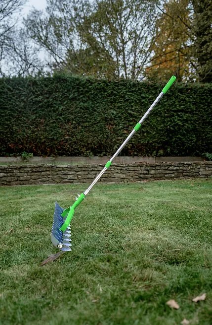 IQ Garden Vertikutační hrábě - oboustranné 170 cm nerez 319520