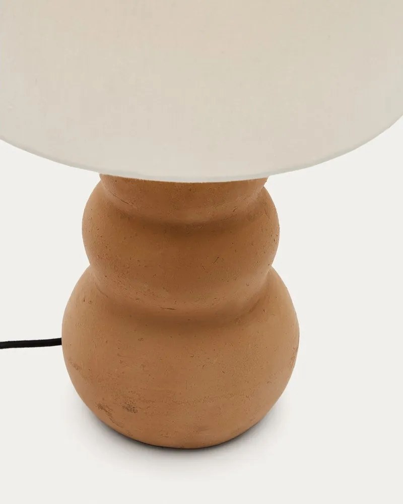 Kamenná stolní lampa v přírodní barvě s textilním stínidlem (výška 55 cm) Madsen – Kave Home