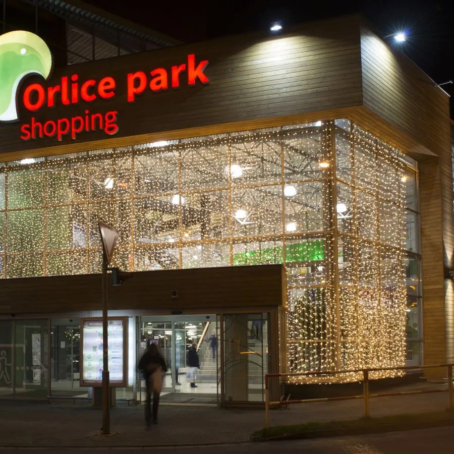 Easy Fix LED světelný závěs venkovní, 100 × 800 cm, teple bílá, 700 diod, bílý kabel, IP67, prodlužovací