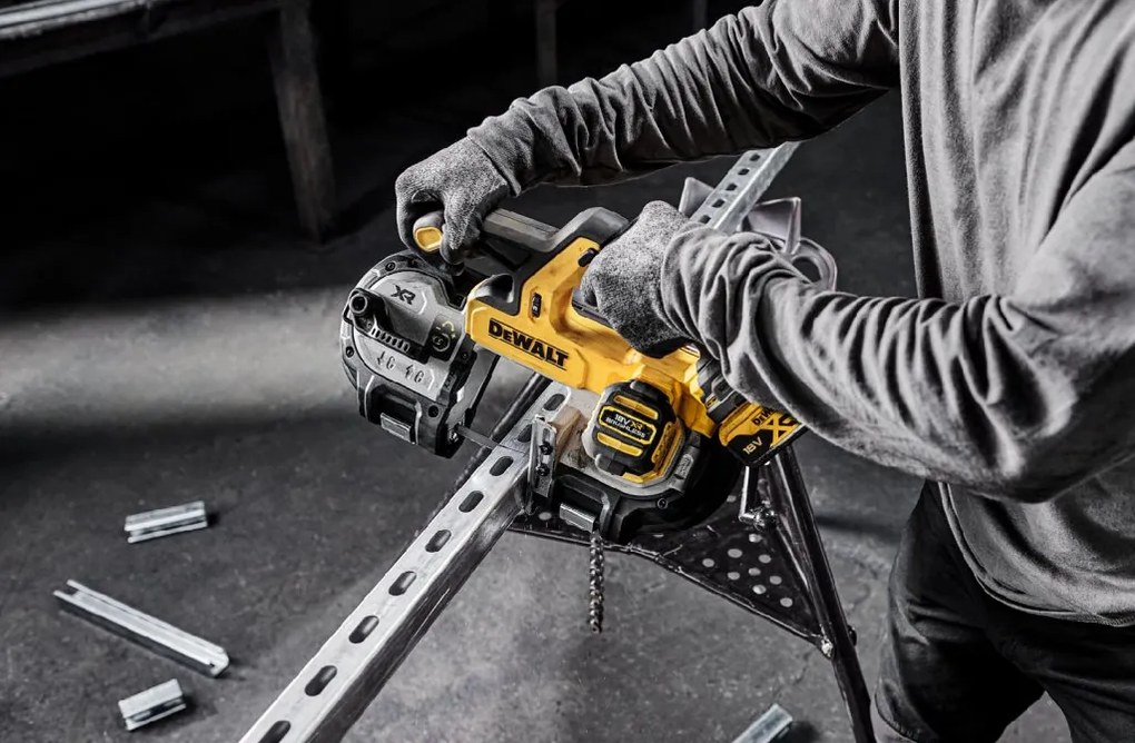 Aku pásová pila DeWALT DCS378N-XJ
