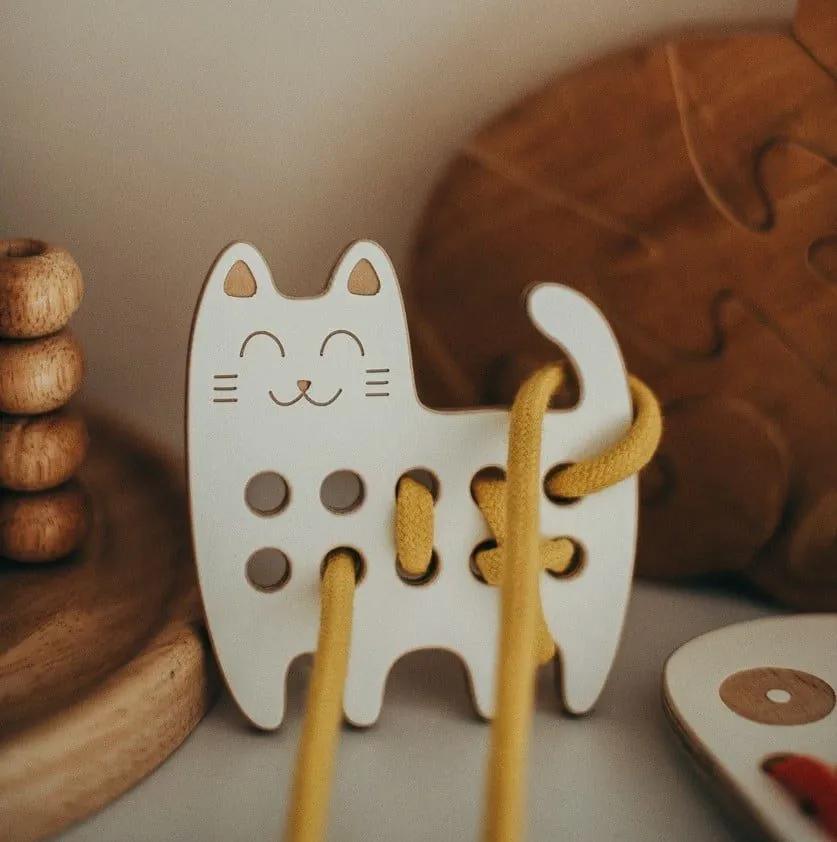 Montessori dřevěná prepletacia hračka - kotě