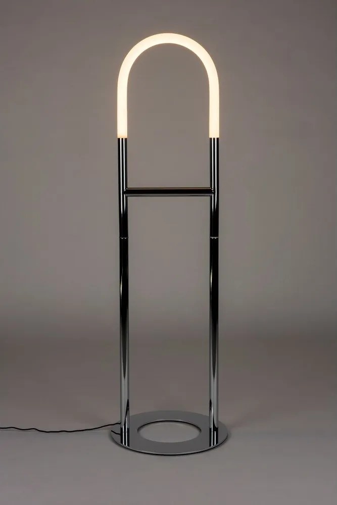 LED stmívatelná stojací lampa ve stříbrné barvě (výška 135 cm) Arch – Zuiver