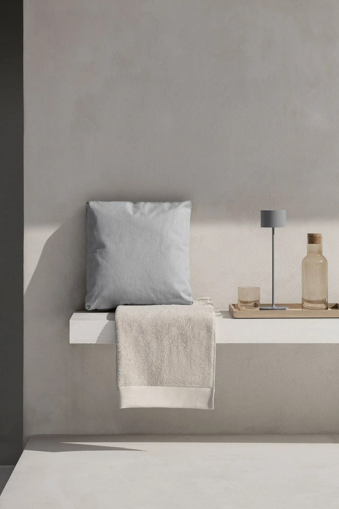 Venkovní polštář Blomus STAY 45x45cm šedočerný