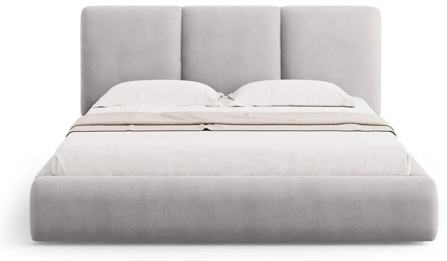 Světle šedá čalouněná dvoulůžková postel s úložným prostorem s roštem 140x200 cm Brody – Mazzini Beds