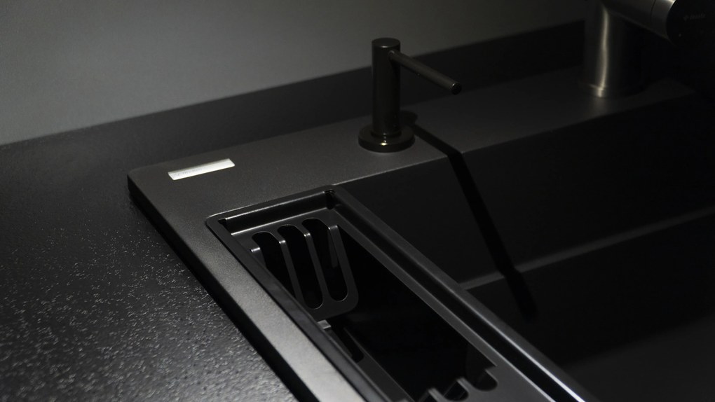 Deante Magnetic, sada příslušenství ke kuchyňskému dřezu série Magnetic, černá matná, DEA-ZZMKN22K