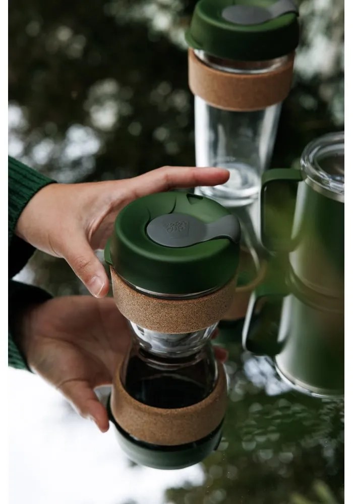 Zelený cestovní hrnek 340 ml Brew Cork Pine M – KeepCup