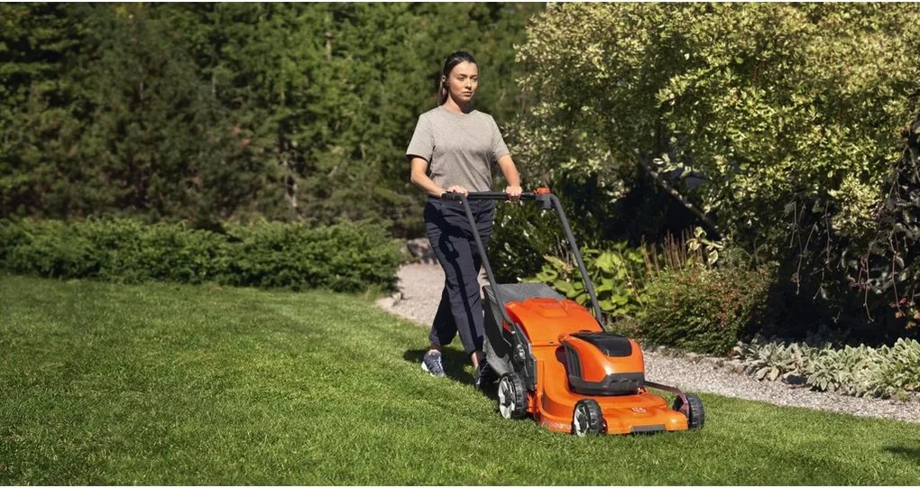 Aku sekačka LC 247i Husqvarna (bez baterie a nabíječky)