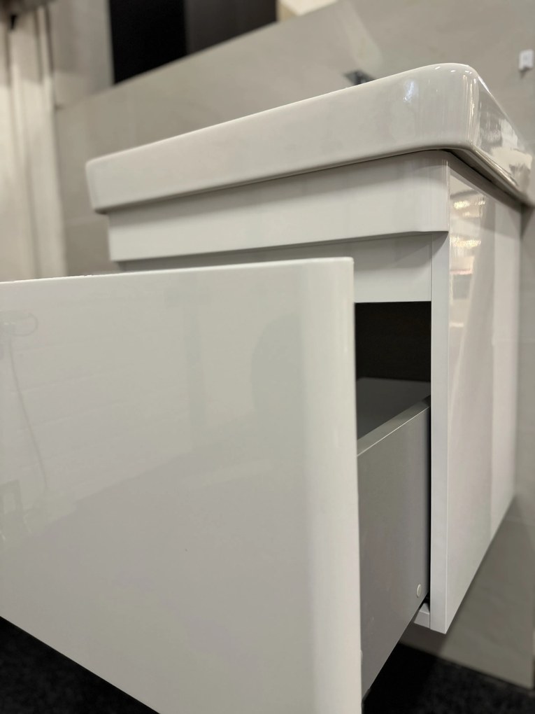 Lavedo Vivace White Air 50 koupelnová skříňka s umyvadlem, lesk