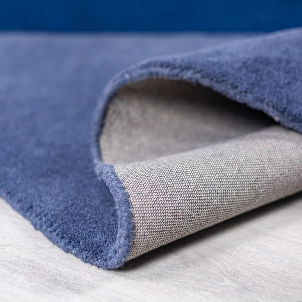 Modrý ručně tkaný vlněný kulatý koberec ø 200 cm Mia Segment – Flair Rugs