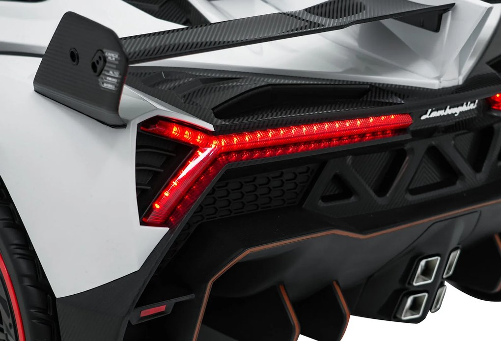 Ramiz Vozidlo Lamborghini Veneno bílé