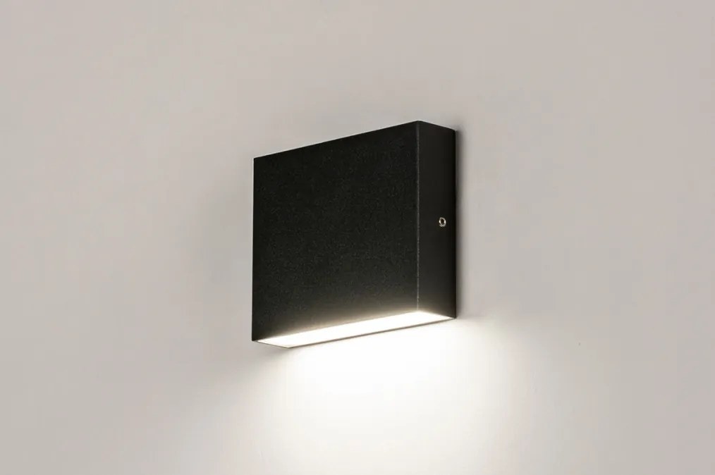 Nástěnné svítidlo Merre 46 Black IP54