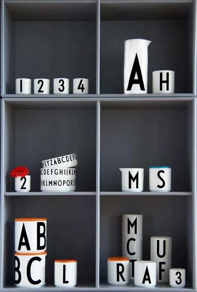 DESIGN LETTERS Espresso hrnečky Letters 100 ml - set 4 kusů, černá barva, bílá barva, porcelán