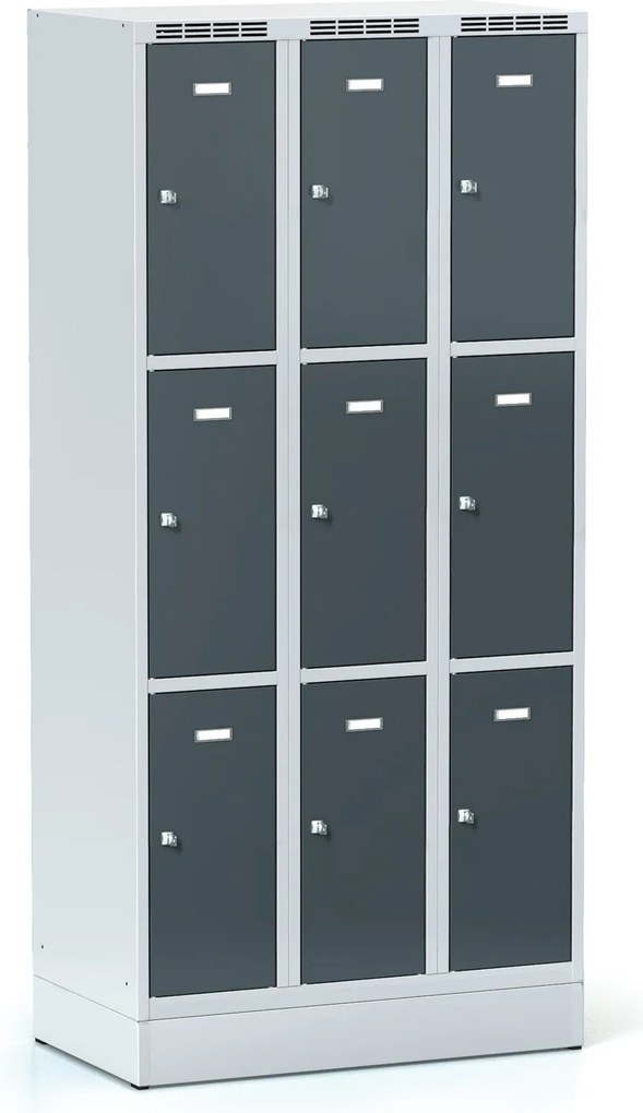 Šatní skříňka S6 s úložnými boxy na soklu, 9 boxů, 1920 x 900 x 500 mm, otočný zámek, tmavě šedé dveře