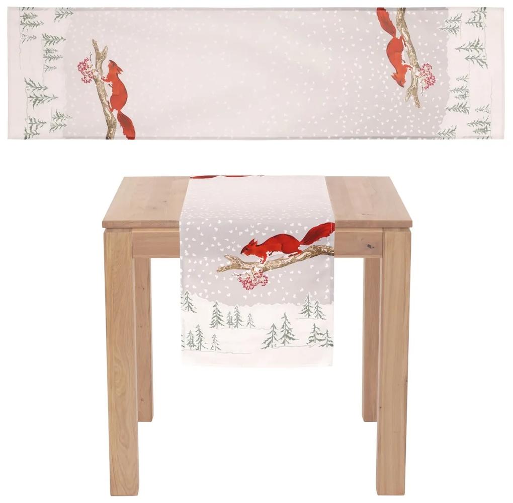 Běhoun s vánočním motivem, zasněžená krajina s veverkou, 40x150 cm,100 % polyester.