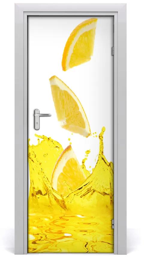 Fototapeta na dveře samolepící citronová šťáva 75x205 cm