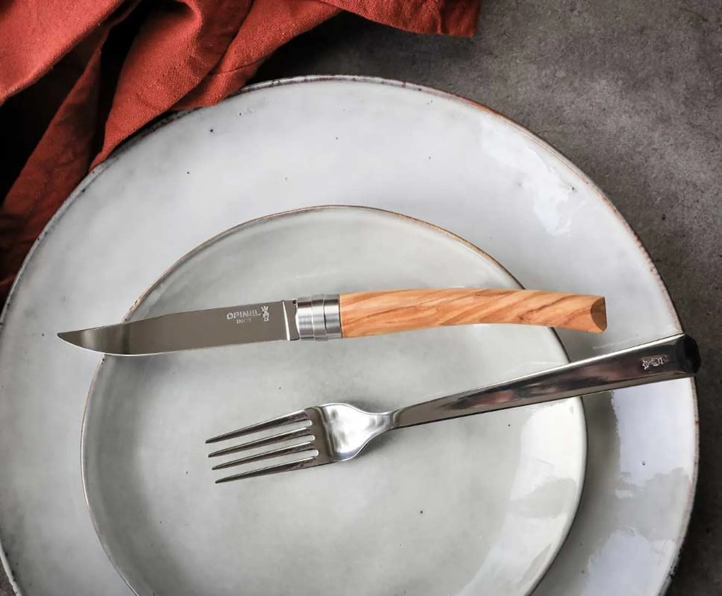 Opinel Table Chic sada steakových nožů, 4 ks, olivové dřevo, 002481