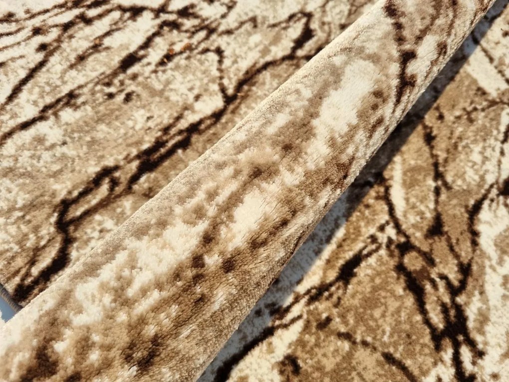 Moderní kusový koberec 160x220 cm DEMIAN - hnědý / béžový / černý