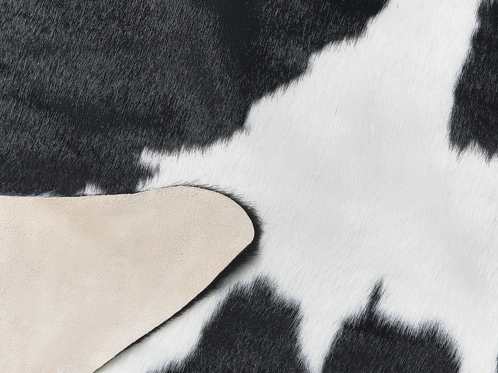 Koberec z umělé hovězí kůže 150 x 200 cm černý / bílý BOGONG Beliani