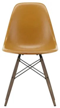 Eames Fiberglass chair DSW tmavě lakovaný javor tmavá okrová Vitra