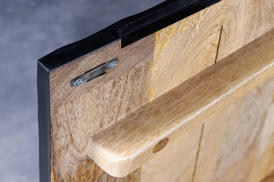 Designový závěsný TV stolek Shayla 200 cm černé mango