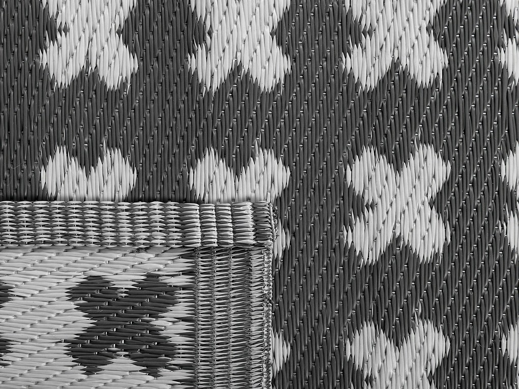 Venkovní koberec 90 x 180 cm černý ROHTAK Beliani