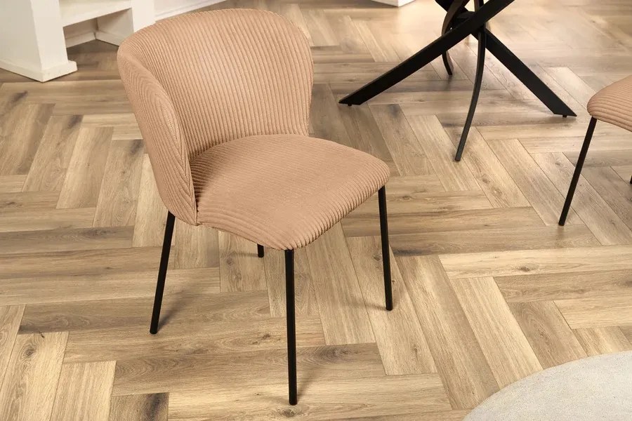 Designová jídelní židle Bayram růžová