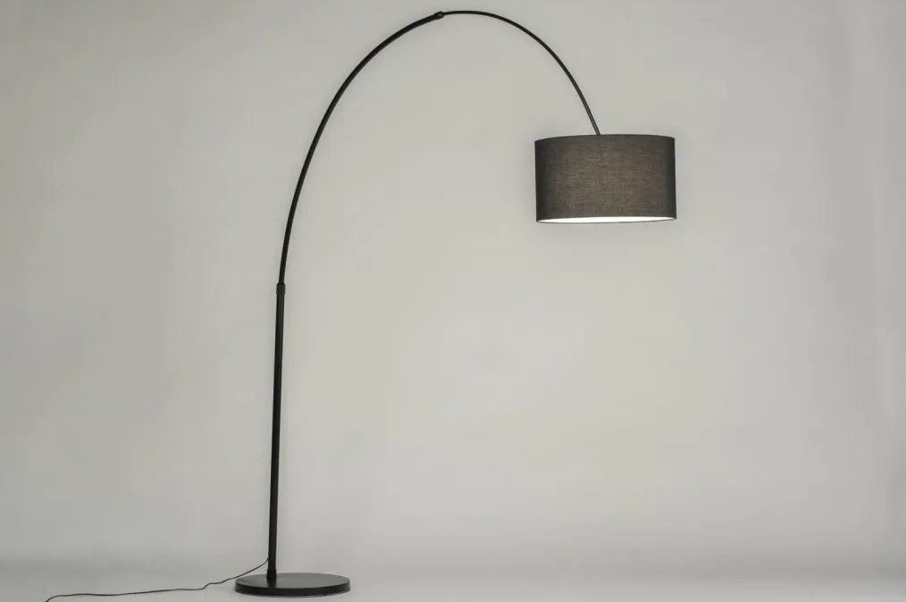 Stojací designová oblouková lampa Dallas Black and Black