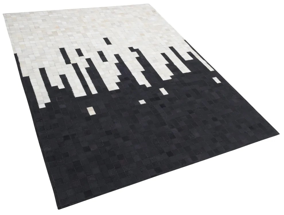 Černobílý kožený koberec 160x230 cm BOLU
