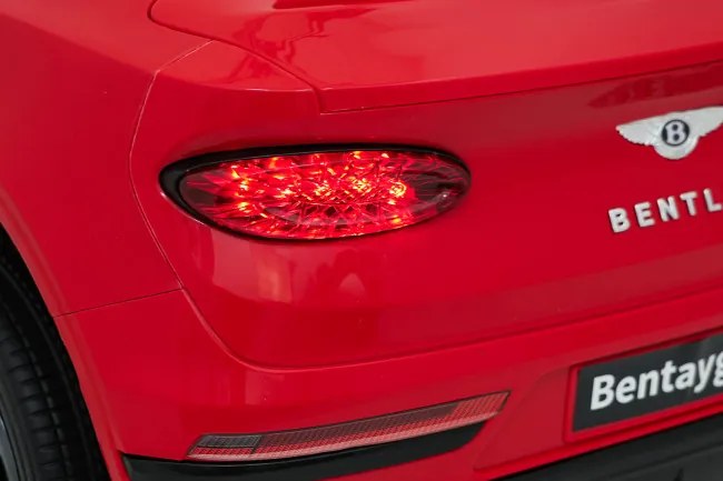 Elektrické autíčko Bentley Bentayga S červené