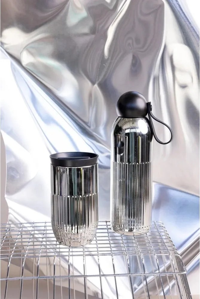 Termo hrnek z nerezové oceli ve stříbrné barvě 320 ml Tova – Sagaform