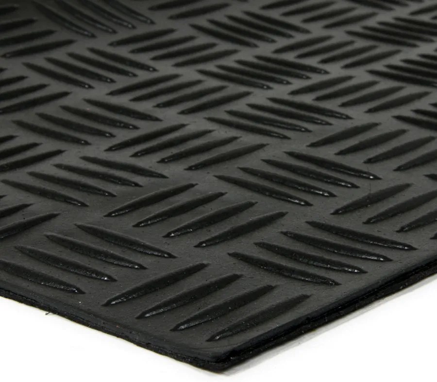 Gumová schodová rohož Criss Cross, FLOMAT - délka 25 cm, šířka 75 cm a výška 0,5 cm