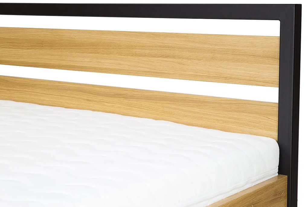 Drewmax LK371 120x200 cm dřevěná postel masiv dub dvojlůžko