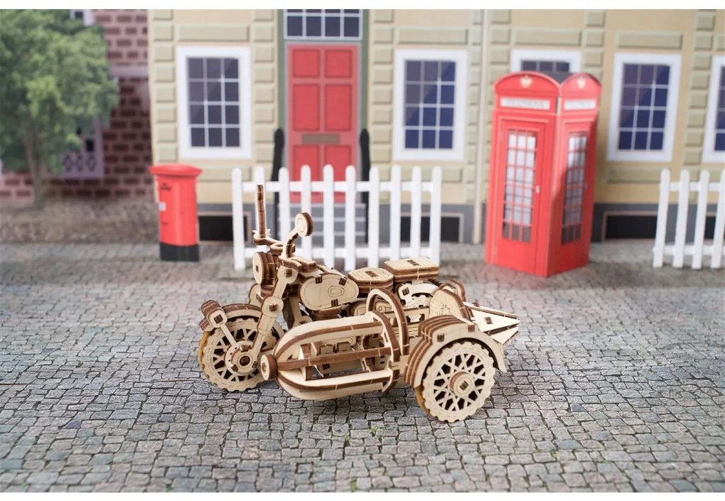 Ugears 3D dřevěné mechanické puzzle Harry Potter Hagridova létající motorka
